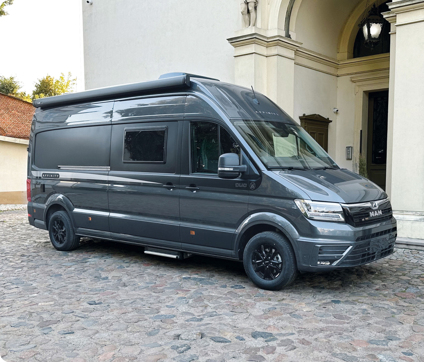 Our vans - Affinity M Duo